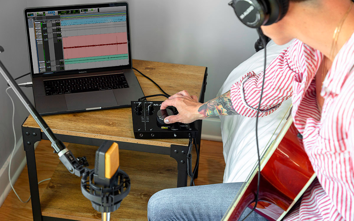 Air 192 | 6 M-Audio Interface de Áudio USB 2 Canais com MIDI In/Out ...